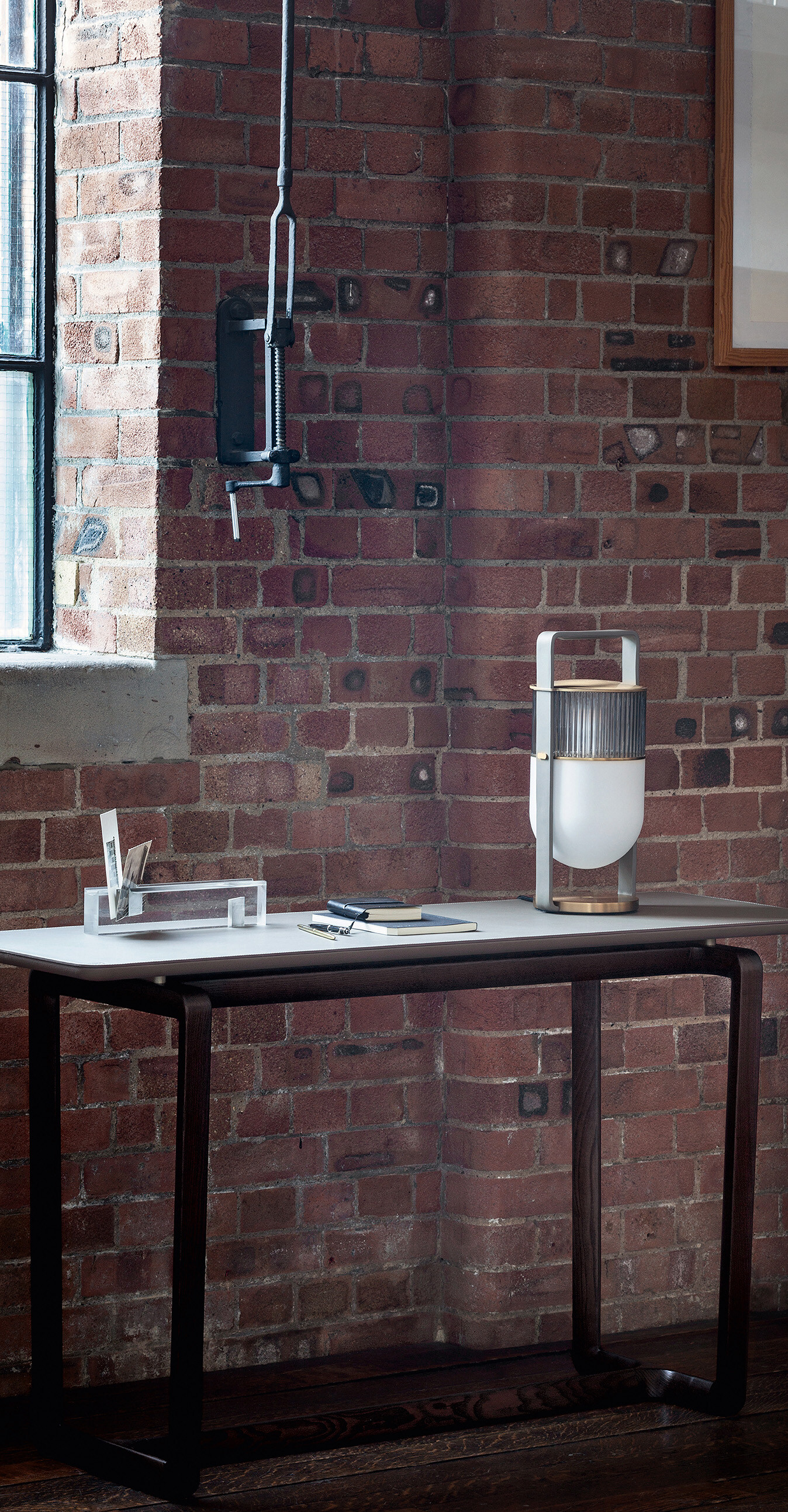 Xi | table lamp